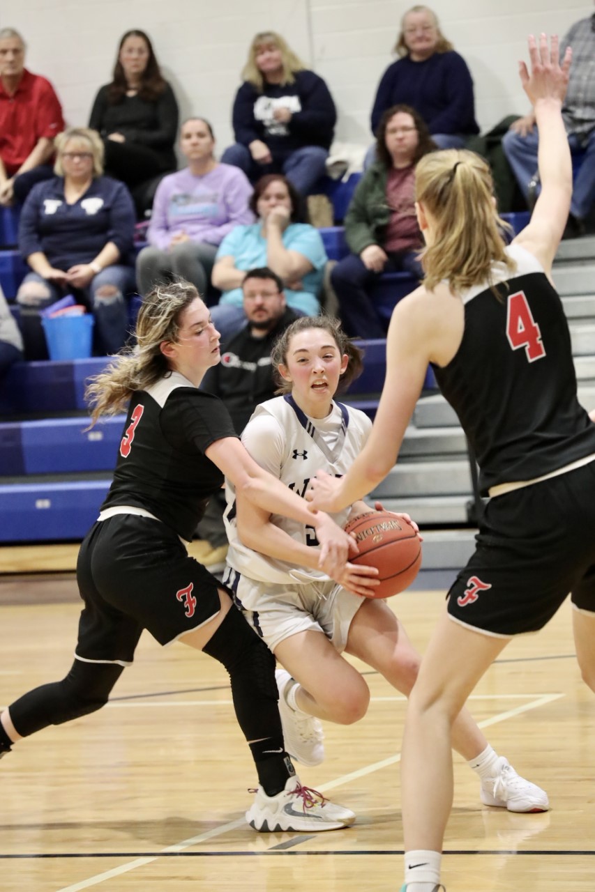 Lady Dragons remain unbeaten in Region 5 | News, Sports, Jobs - Times Observer